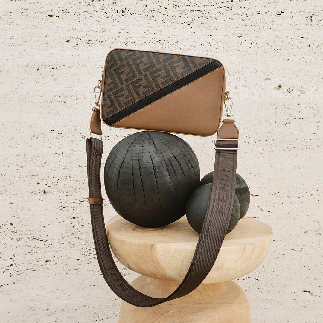 FENDI芬迪中国官网-FENDI芬迪官方旗舰店