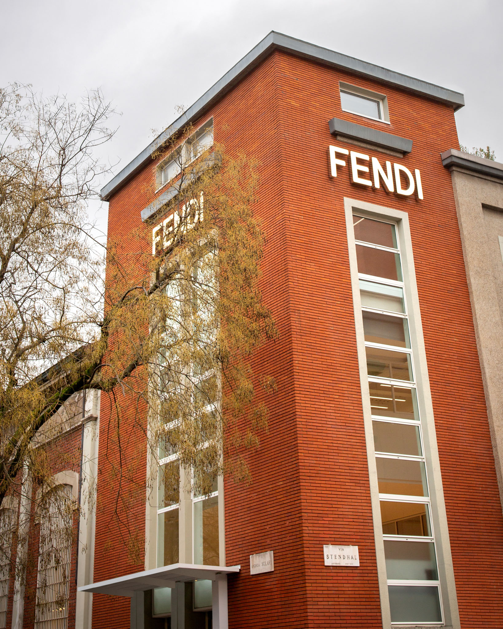 fendi-renovates