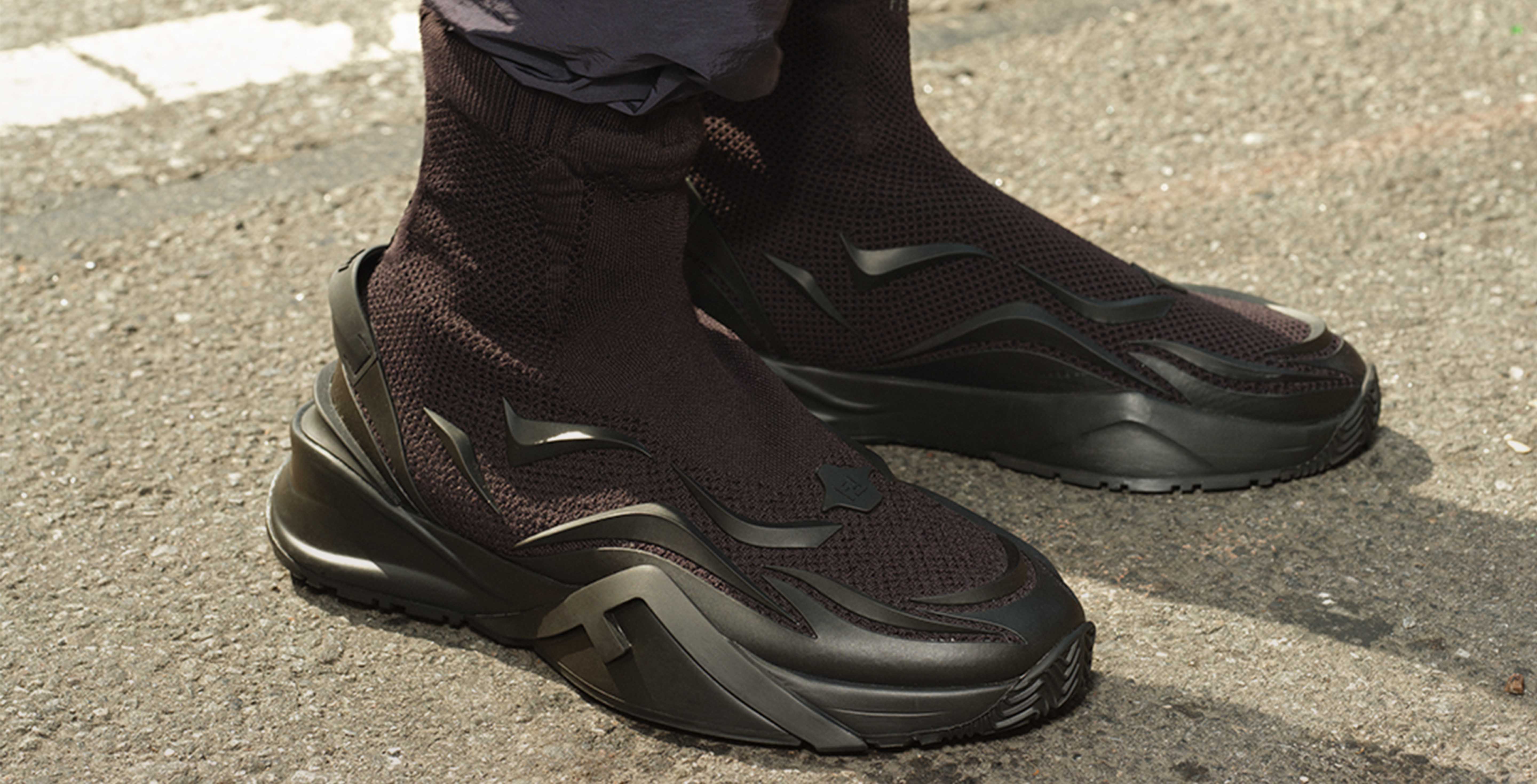 FENDI FLOW运动鞋系列-FENDI芬迪官网