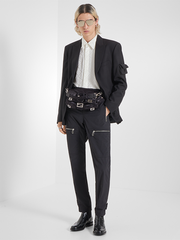 Fun Formal趣味正装|手袋|衬衫|正装夹克|运动鞋-FENDI芬迪官网