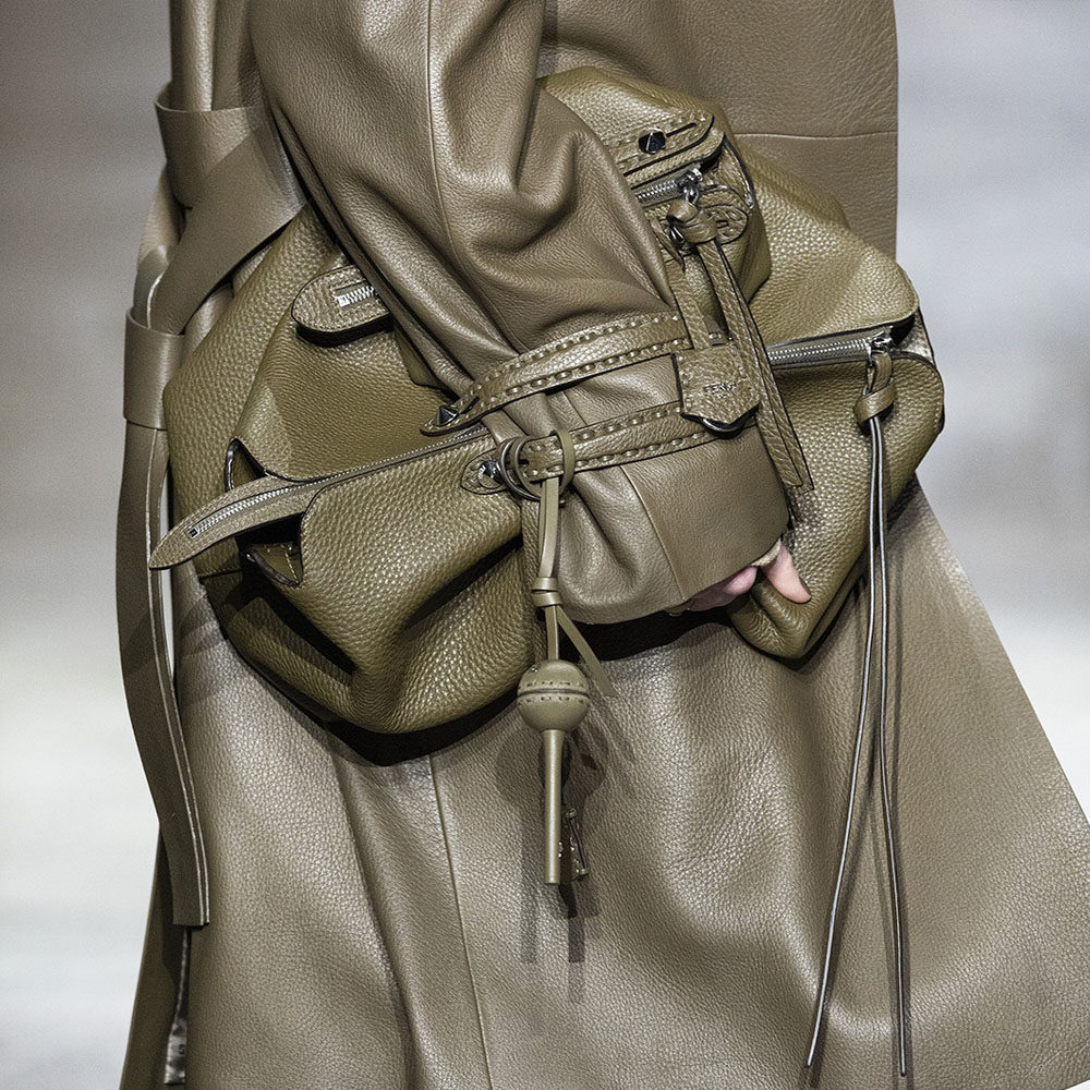 FENDI 2024秋冬女装秀-FENDI芬迪官网