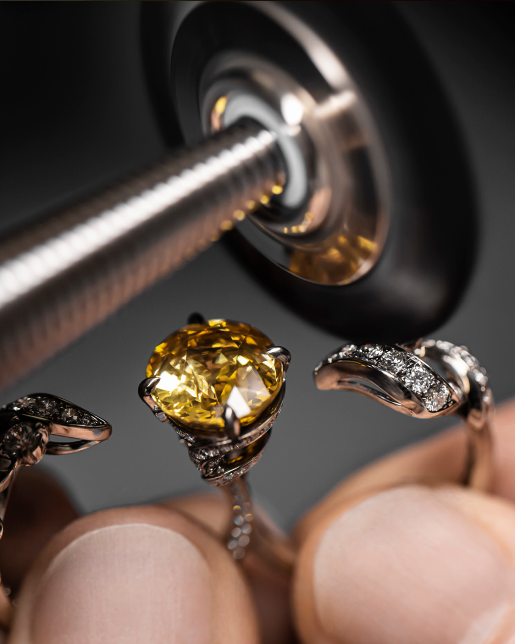 FENDI 2023秋冬高级定制时装秀-FENDI芬迪官网