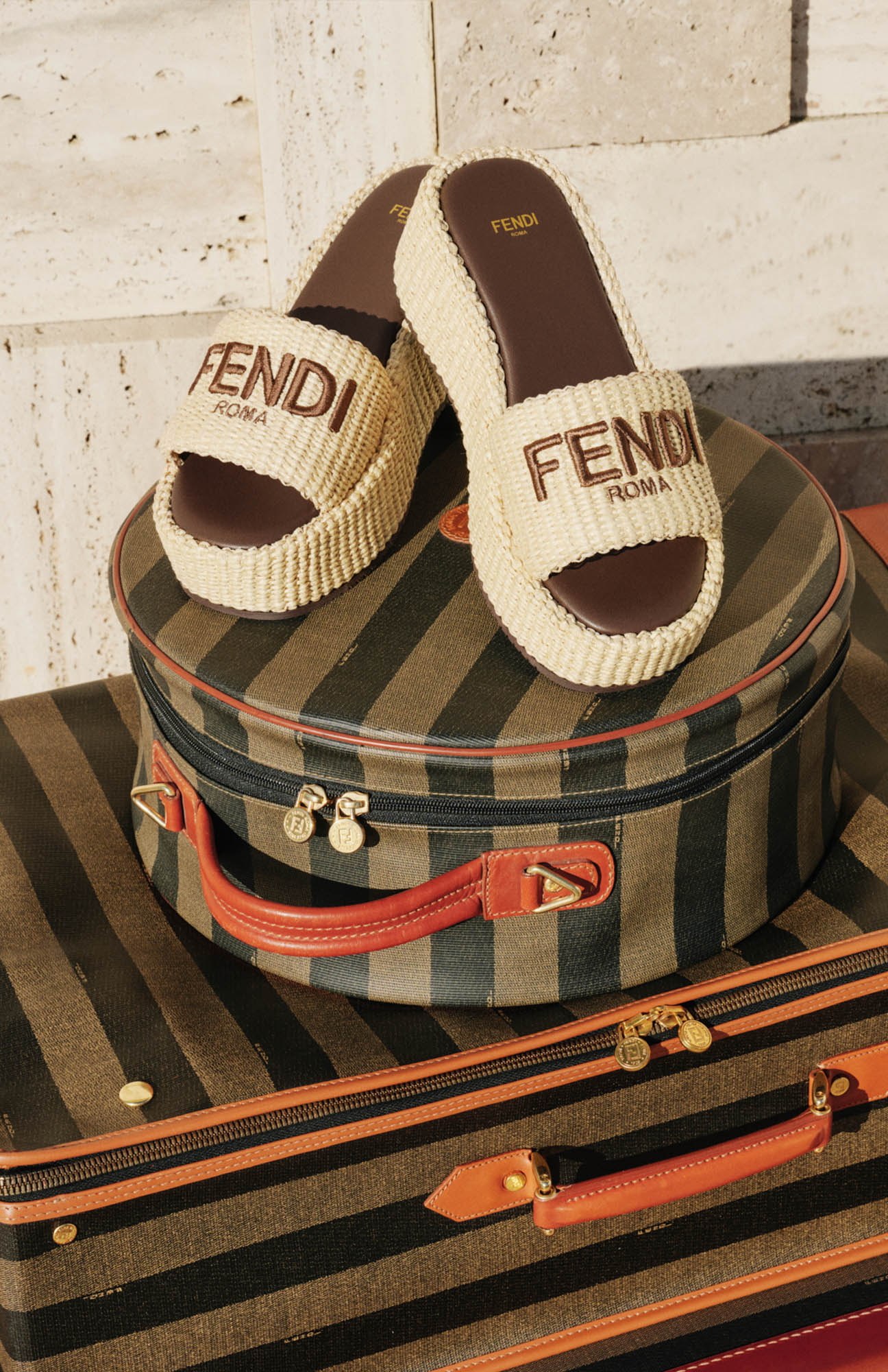 FENDI Pequin-Pequin条纹系列-FENDI芬迪官网