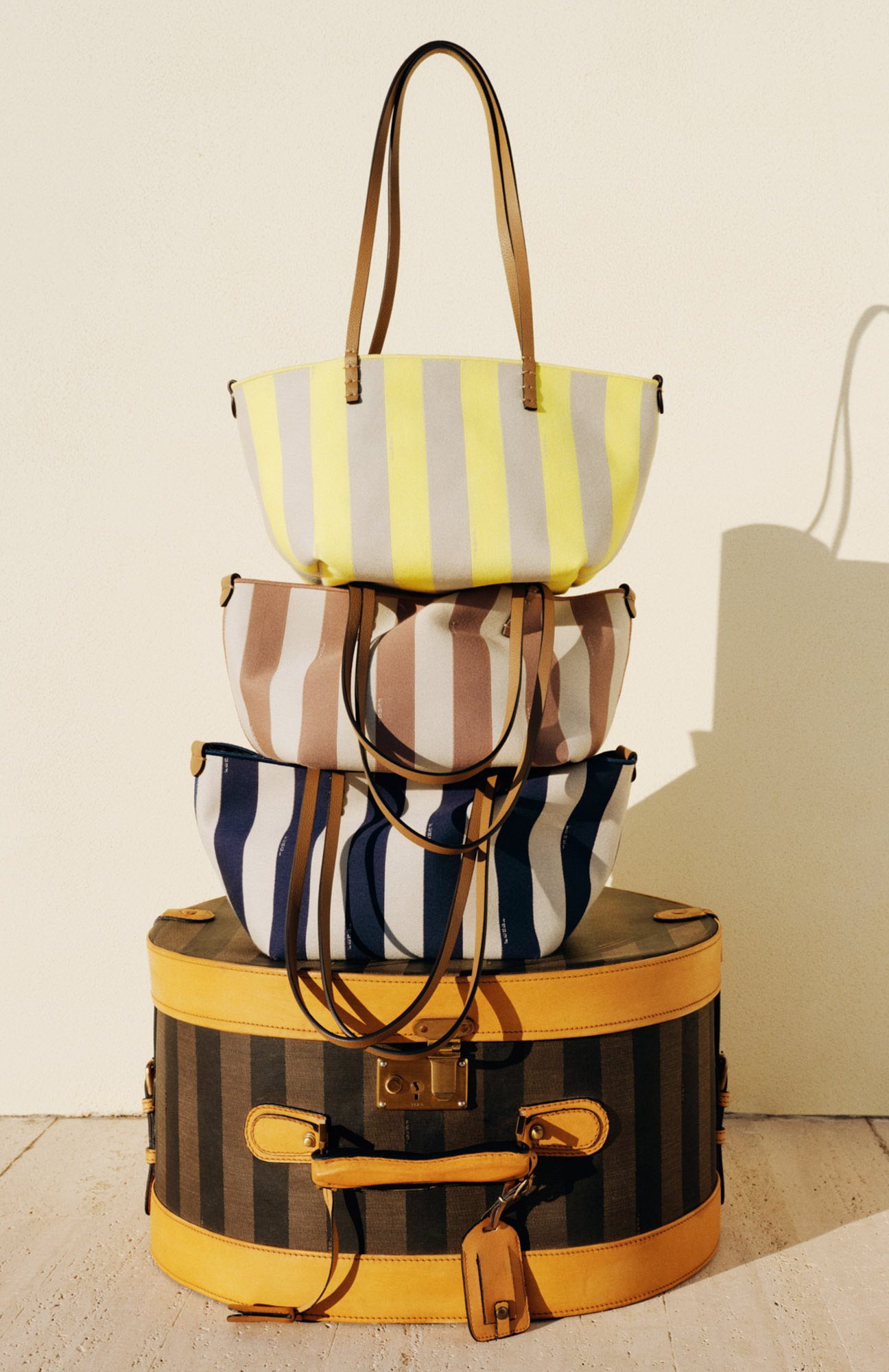 FENDI Pequin-Pequin条纹系列-FENDI芬迪官网