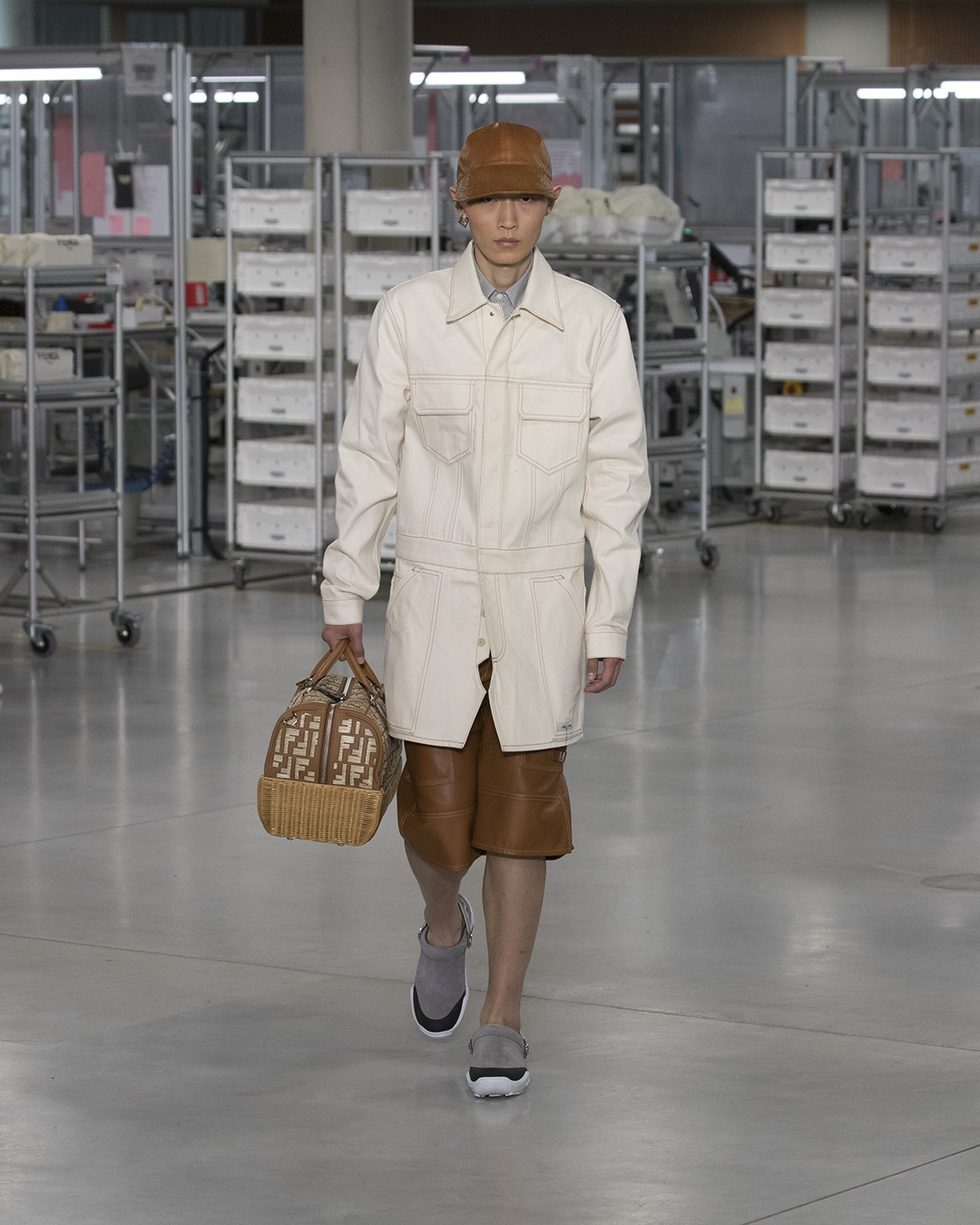 manss24-show-look