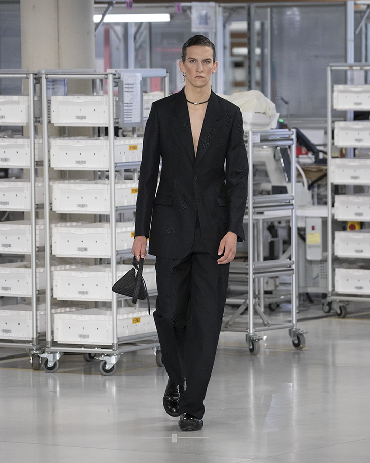 manss24-show-look