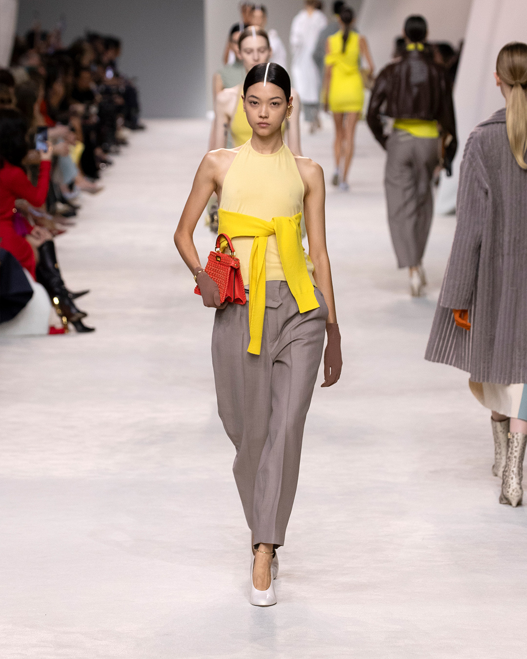 FENDI 2024春夏女装秀-FENDI芬迪官网