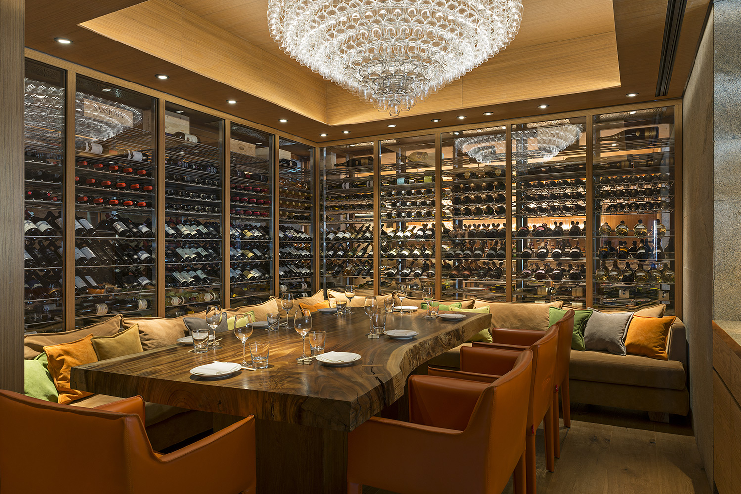 Palazzo FENDI图集-FENDI芬迪官网