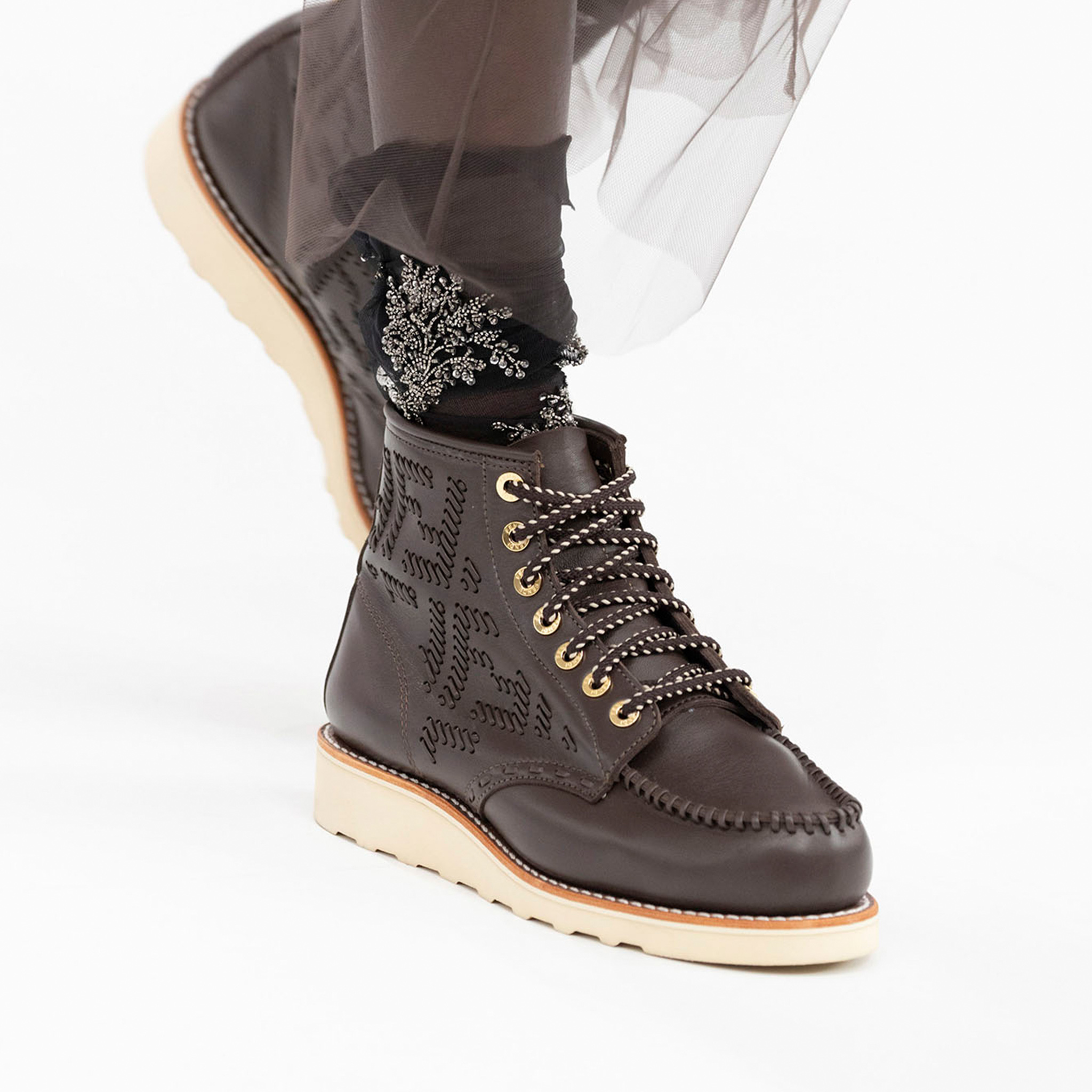 FENDI 2025春夏女装秀-FENDI芬迪官网